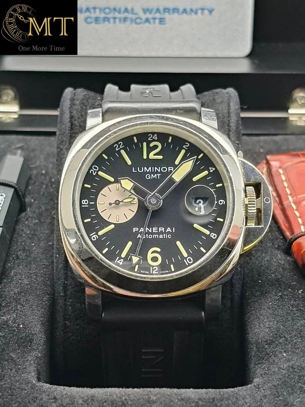 Panerai Luminor GMT Black Dial PAM00088 - one more time